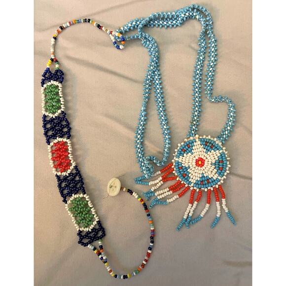 Vintage | Jewelry | Vintage Beaded Native American Style Necklaces Euc ...